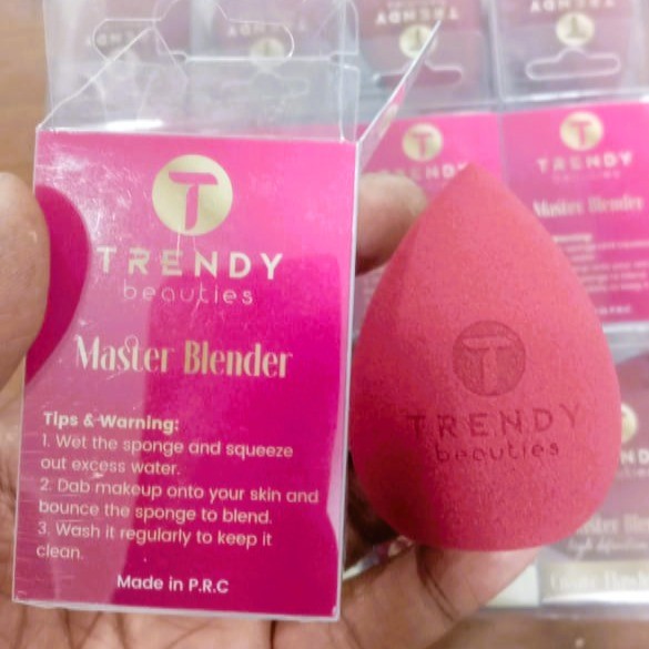 TRENDY Beauties Makeup Sponge - Focallure